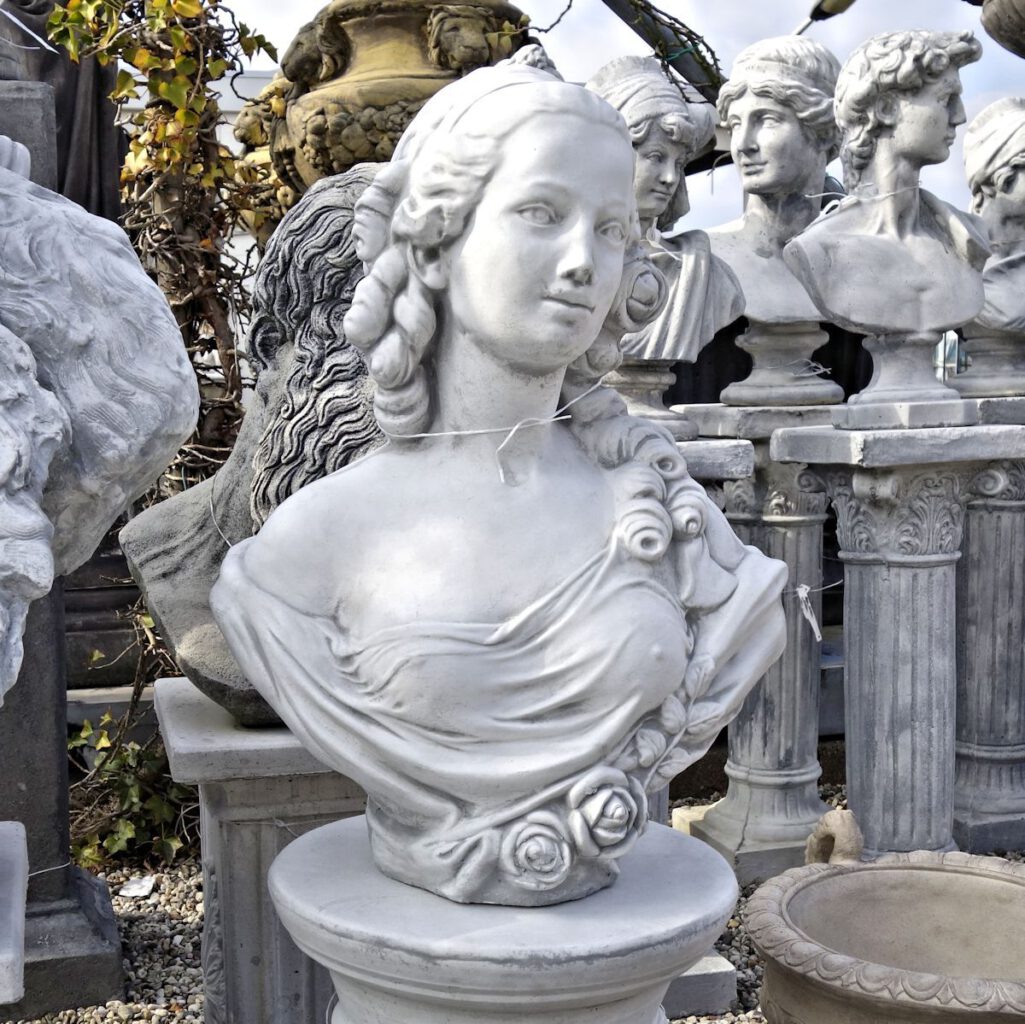 Tuinbeelden | Betonnen Tuinbeelden - Tuindecoratie José