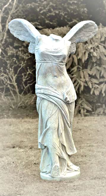 Nikè von Samothrake. Schöne Gartenstatue für in Garten.